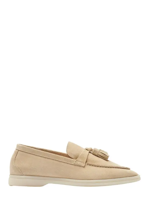 SCAROSSO Leandra Tassel Loafers - Butter Color