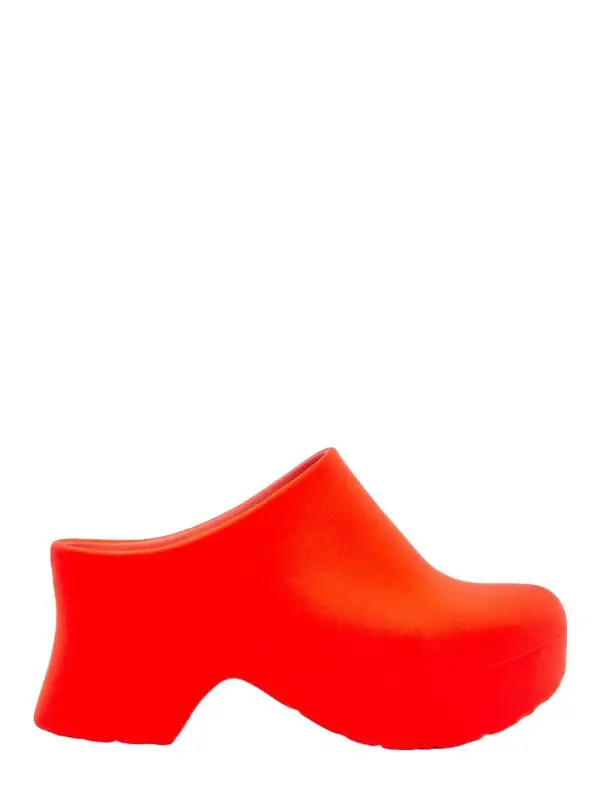Loewe Terra Foam Clogs In Flocked Rubber - Red