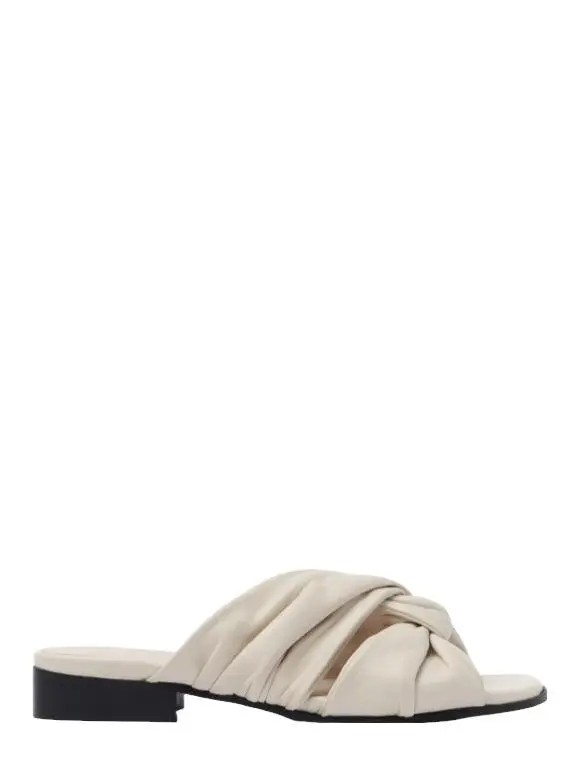 SCAROSSO Bebe Sandals - Off White