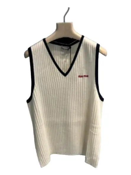 Miu Miu Cashmere Vest With Logo - Nude