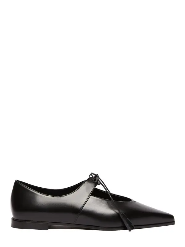 Max Mara Smooth Leather Ballerina Flats With Tassel Detail - Black