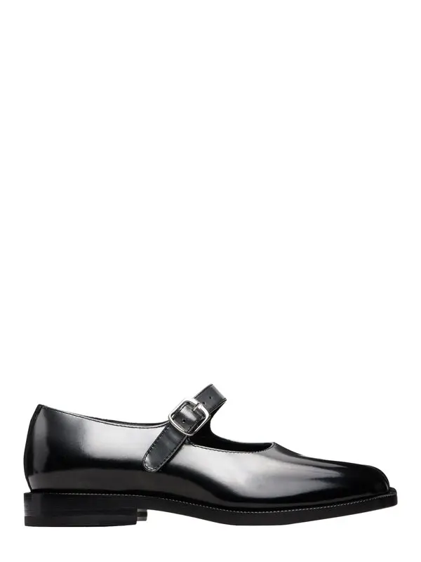 MAISON MARGIELA Tabi Mary Janes With Buckle Detail - Silver/black