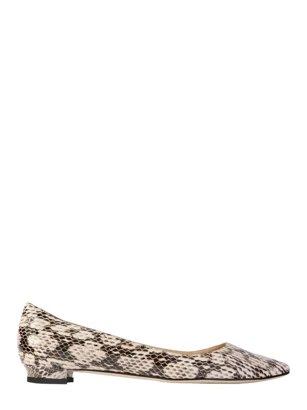 Manolo Blahnik Pointed Toe Flats - Nude