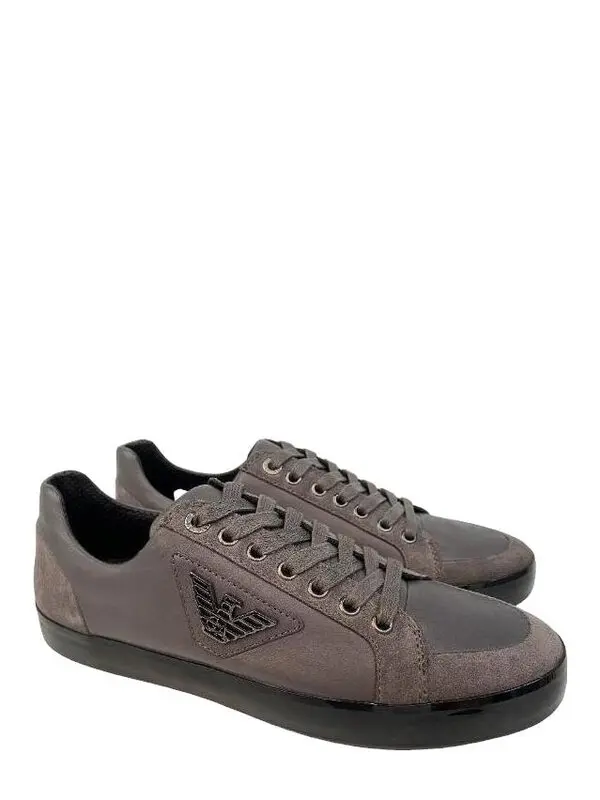 Emporio Armani Casual Lace-up Sneakers With Embossed Logo - Black