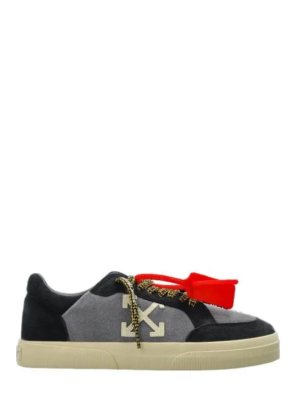 Off-White Logo Patch Lace-up Sneakers - Multicolor