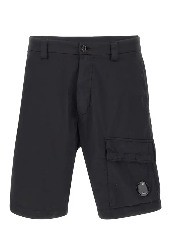 C.P. COMPANY Cargo Shorts With Lens Detail - Black
