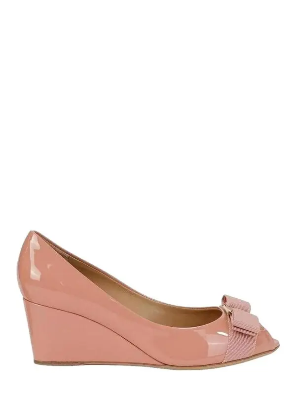 FERRAGAMO Peep-toe Patent Leather Wedge Sandals - Nude
