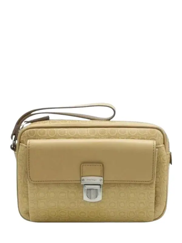 FERRAGAMO Monogrammed Handheld Bag - Green