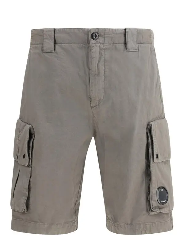 C.P. COMPANY Gabardine Cargo Shorts With Signature Lens Detail - Gray