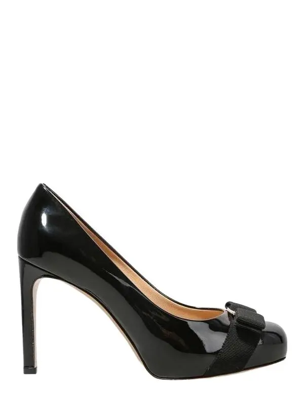 FERRAGAMO Patent Leather Bow Detail High Heel Pumps - Black