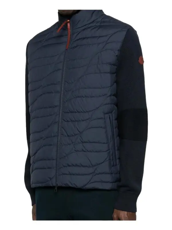 Moncler Quilted Zip-up Jacket With Contrasting Sleeves - Black