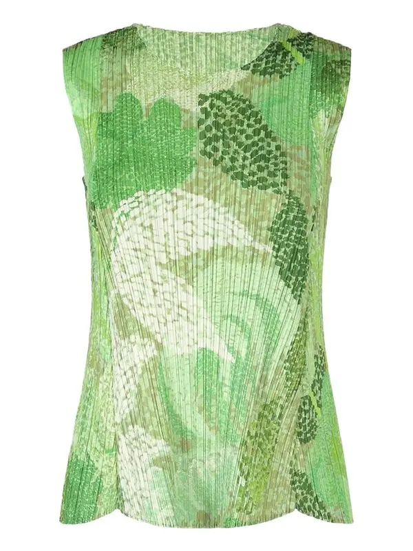 Issey Miyake Sleeveless Round Neck Top - Grass Green