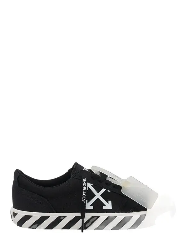 Off-White Vulcanized Low-top Sneakers - Black