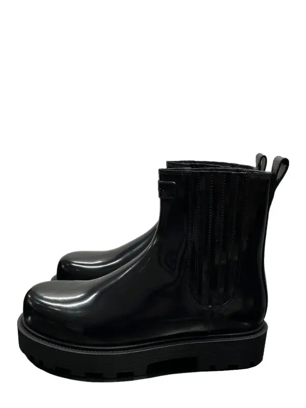 Givenchy Round-toe Slip-on Chelsea Boots - Black
