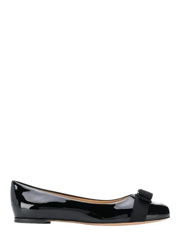 FERRAGAMO Patent Bow Detailed Ballerinas - Black