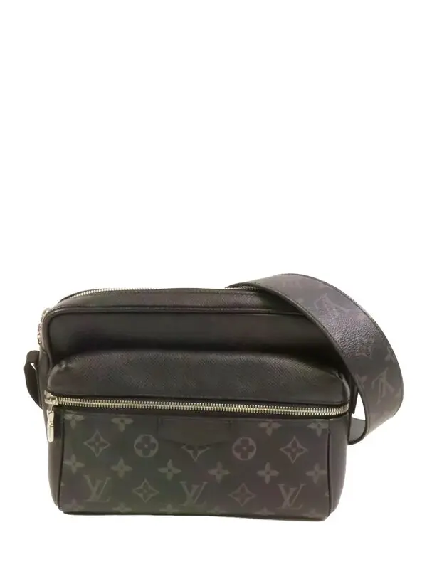 LOUIS VUITTON Monogram Eclipse Outdoor Messenger Bag - Black
