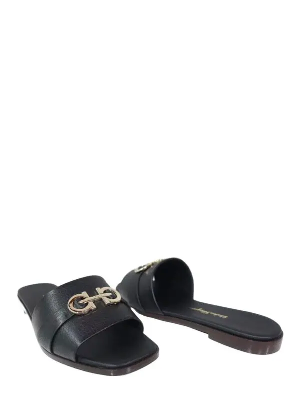 FERRAGAMO Gancini Detail Flat Sandals - Black