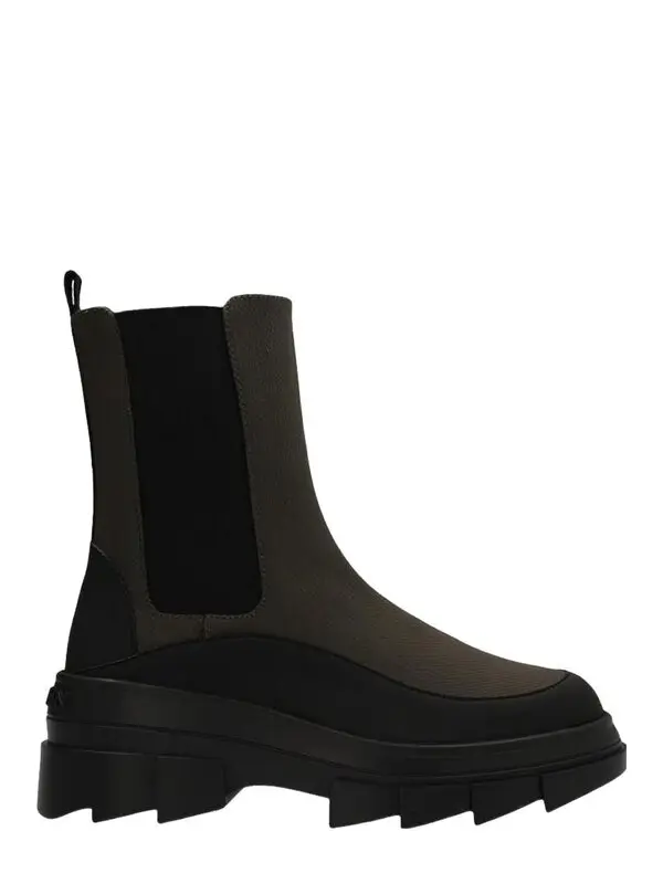 STUART WEITZMAN Round Toe Chunky Boots - Black