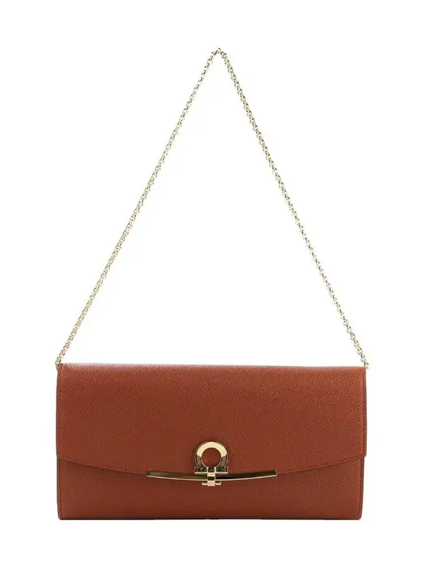 FERRAGAMO Flip Shoulder Bag With Chain Strap - Red
