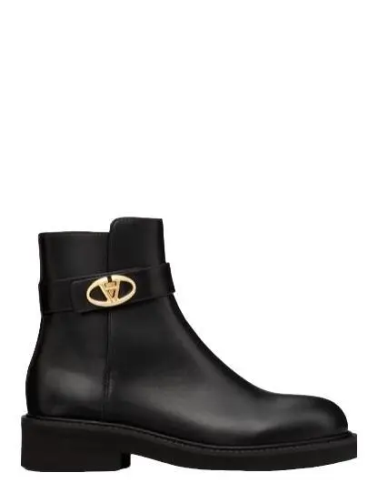 Valentino Garavani Vlogo Signature Round Toe Ankle Boots - Black