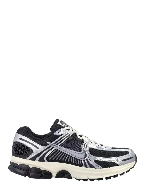 Nike Vomero 5 Sneakers - Black