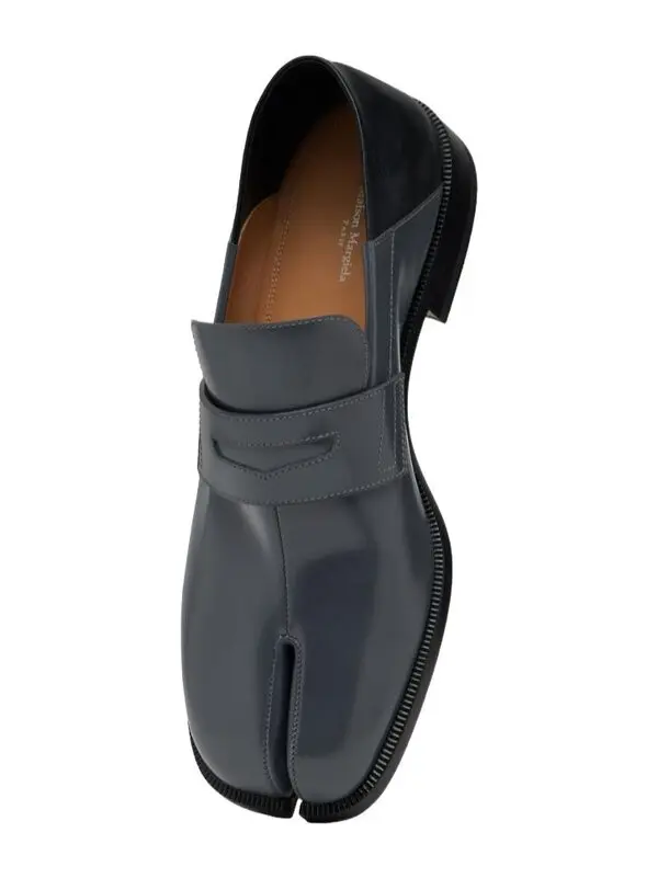 MAISON MARGIELA Tabi Loafers - Black