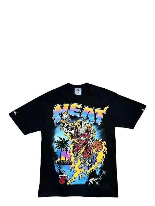 WARREN LOTAS Flying Heat Graphic-print T-shirt - Black