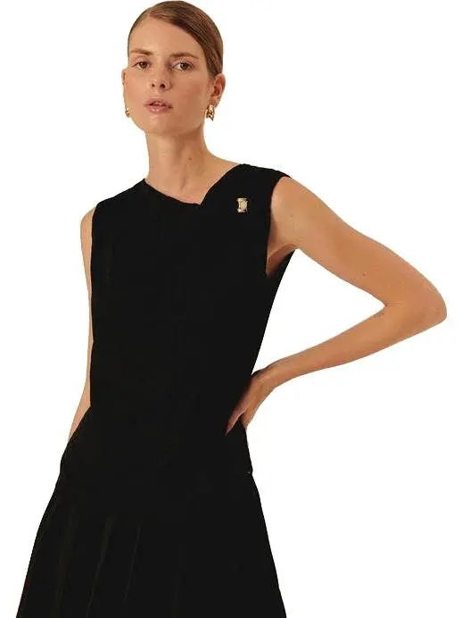 EXQUISE Stephanie Asymmetric Neckline Sleeveless Blouse - Black