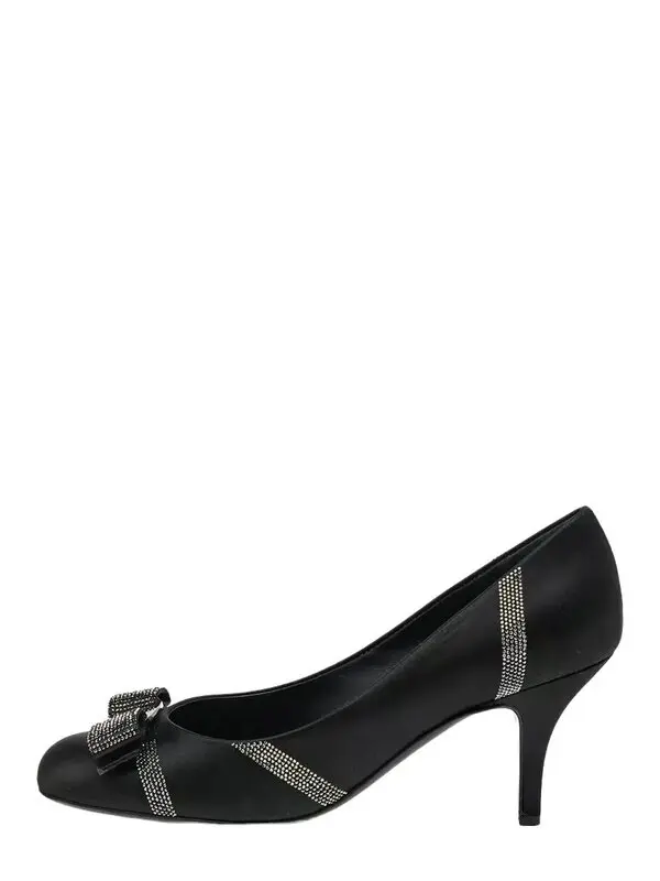 FERRAGAMO Embellished Pumps - Black