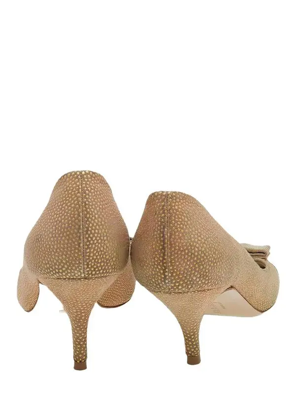 FERRAGAMO Vara Pumps - Neutrals