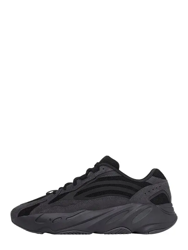 Adidas Yeezy Boost 700 V2 Vanta Sneakers - Black/black