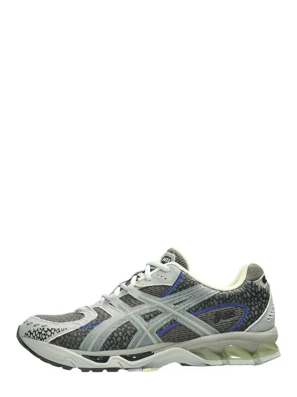 Asics X Eighteen East Gel-nimbus .1 Sneakers - Brown/grey/silver