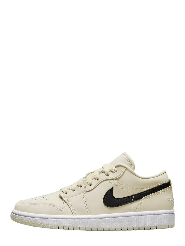 JORDAN 1 Low Sneakers - White