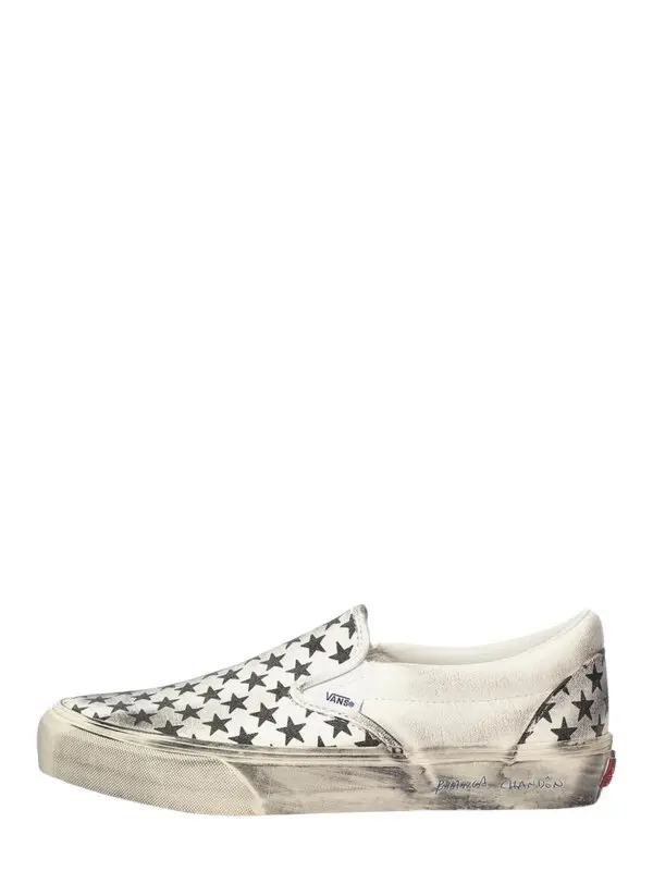 VANS Bianca Chandn X Classic Slip-on Vlt Lx Distressed Sneakers - Stressed Black/white