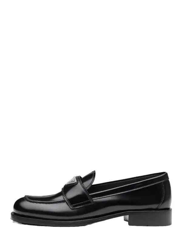 Prada Ss22 Brushed Leather Loafers - Black