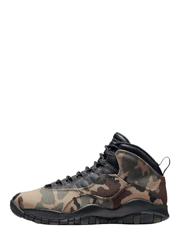 JORDAN Air Retro "woodland Camo" Sneakers - Desert Camo/black-lt Chocolate