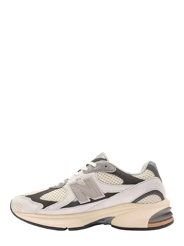 NEW BALANCE 2010 "cream Grey" Sneakers - Grey/white