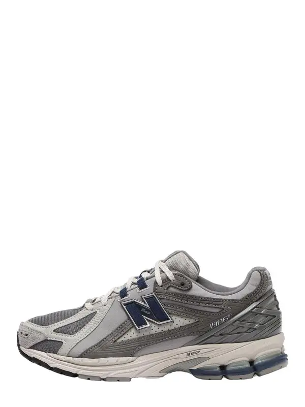 NEW BALANCE 1906r Low Top Sneakers - Gray/cream