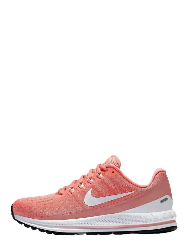 Nike Zoom Vomero 13 Athletic Sneakers - Pink