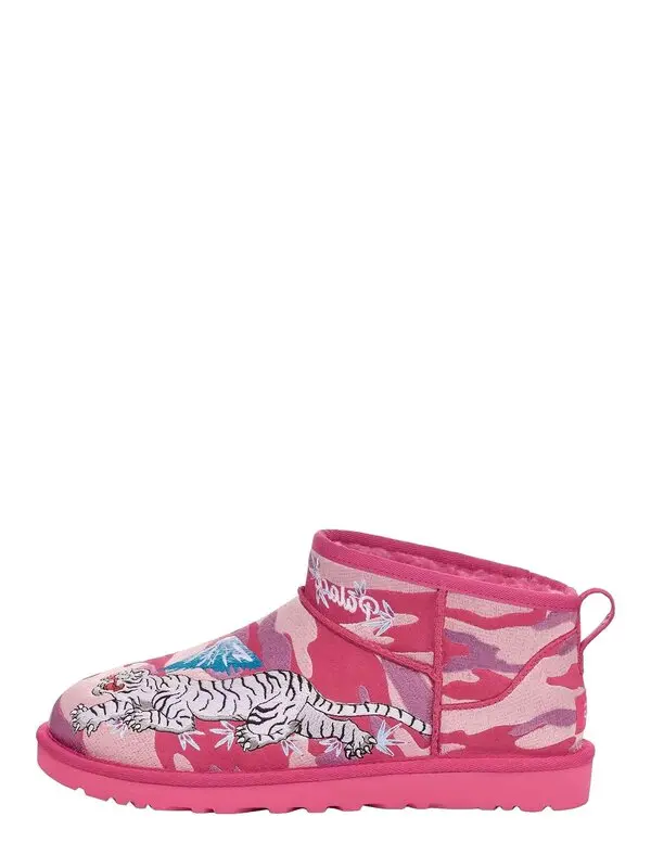 UGG X Palace Classic Ultra Mini Boot - Pink