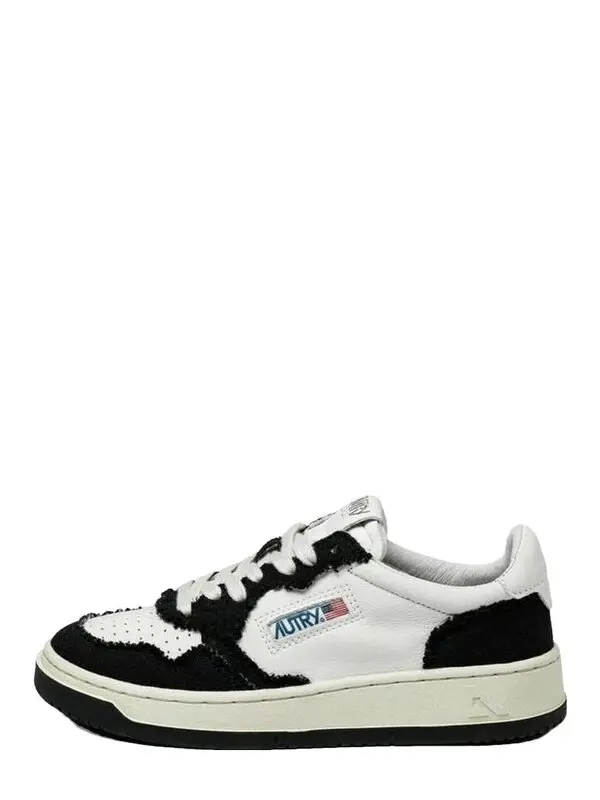 AUTRY Medalist Canvas-panelled Sneakers - Black/white