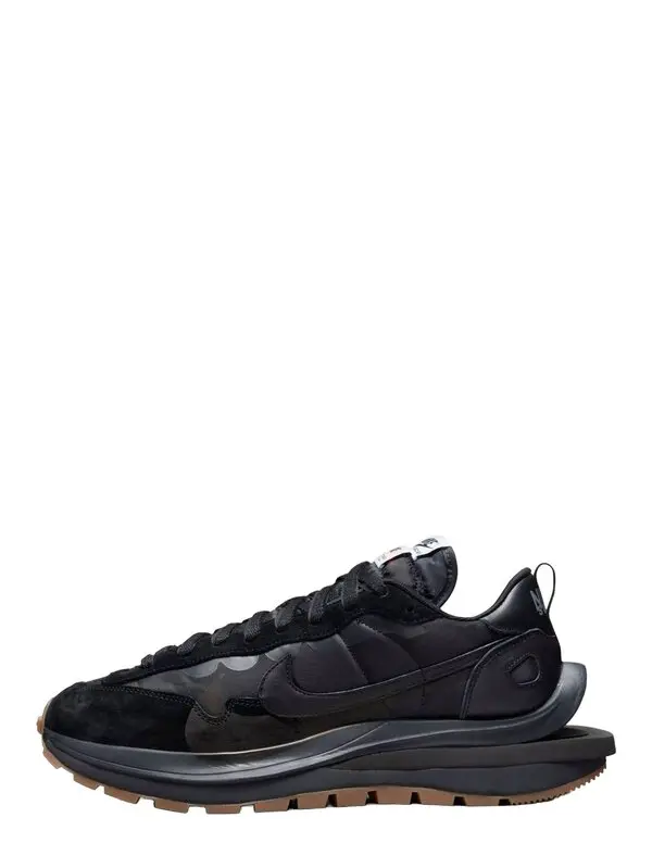 Nike X Sacai Vaporwaffle "black Gum" Sneakers - Black/gray