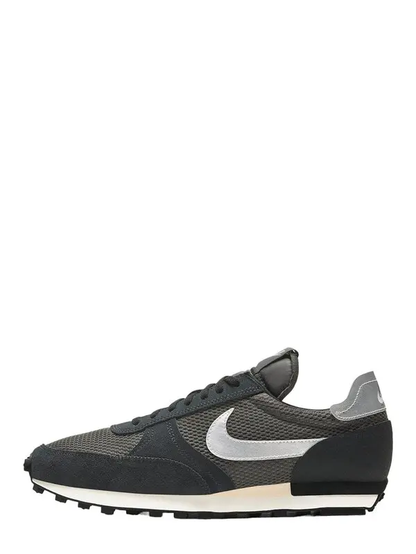 Nike Daybreak-type Sneakers - Gray/black/silver