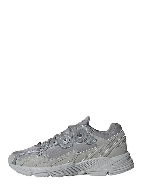 Adidas Astir Low Top Sneakers - Grey