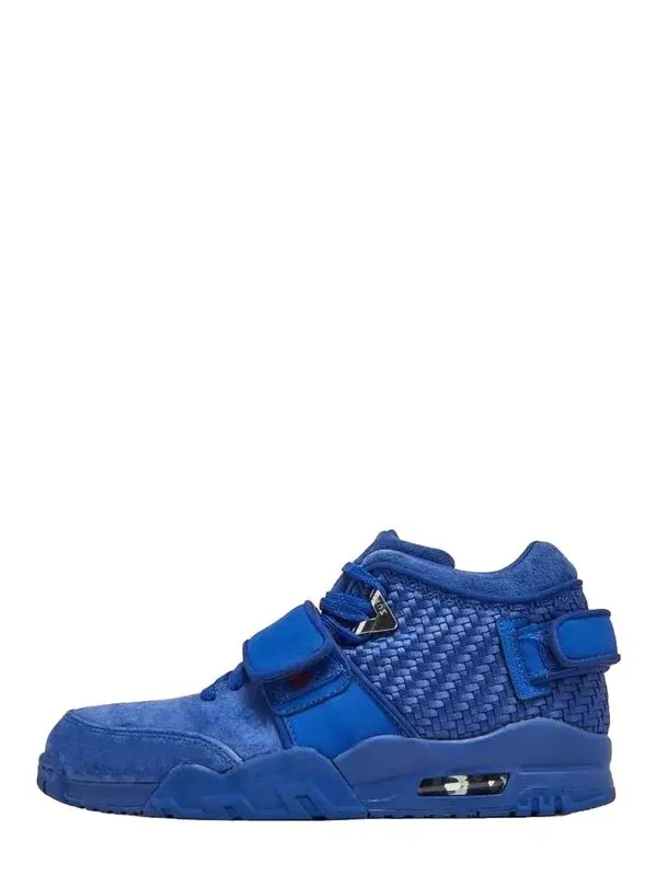 Nike Trainer V Cruz Premium Sneakers - Red