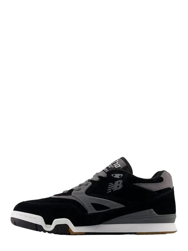 NEW BALANCE Numeric 770 Low Top Sneakers - Black/grey