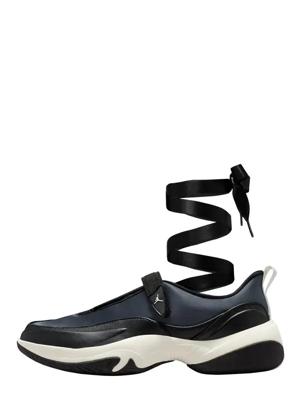 JORDAN Air Pointe Sneakers - Black/sail