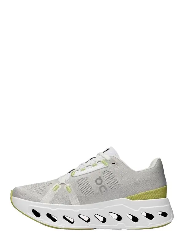 On Cloudeclipse Sneakers - White/sand
