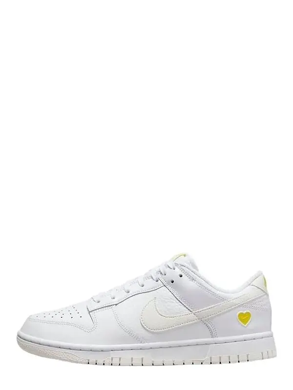 Nike Dunk Low "yellow Heart" Sneakers - White