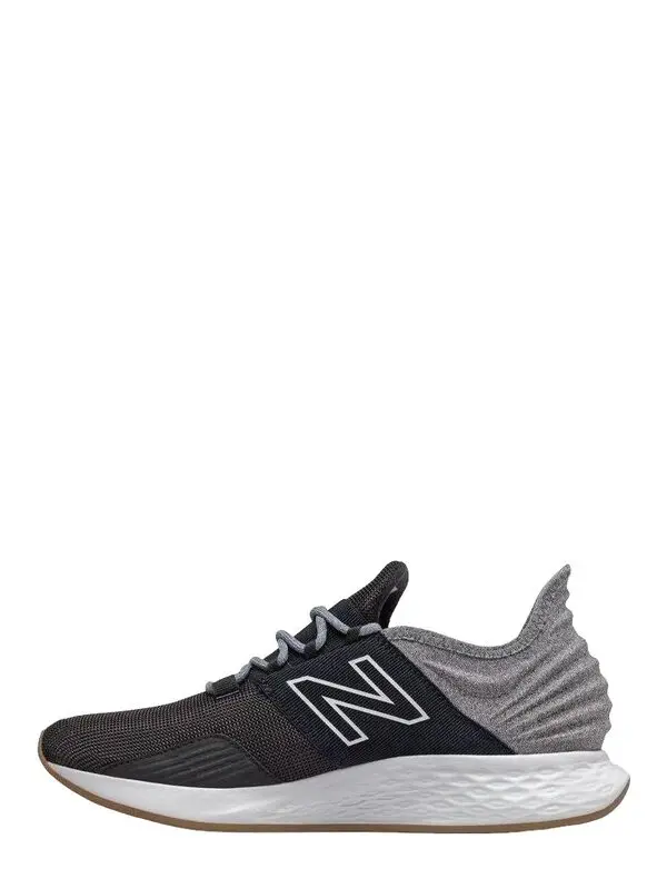 NEW BALANCE Fresh Foam Roav "tee Shirt Light Aluminum" Sneakers - Black